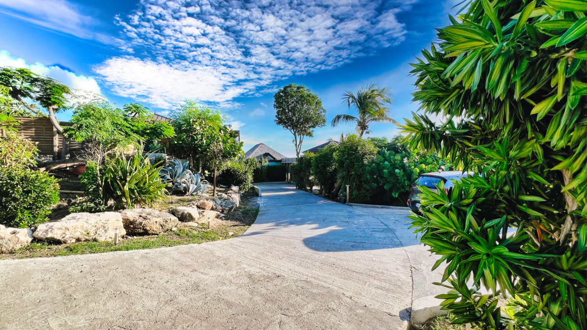 Our Story - KOMBAWA SXM